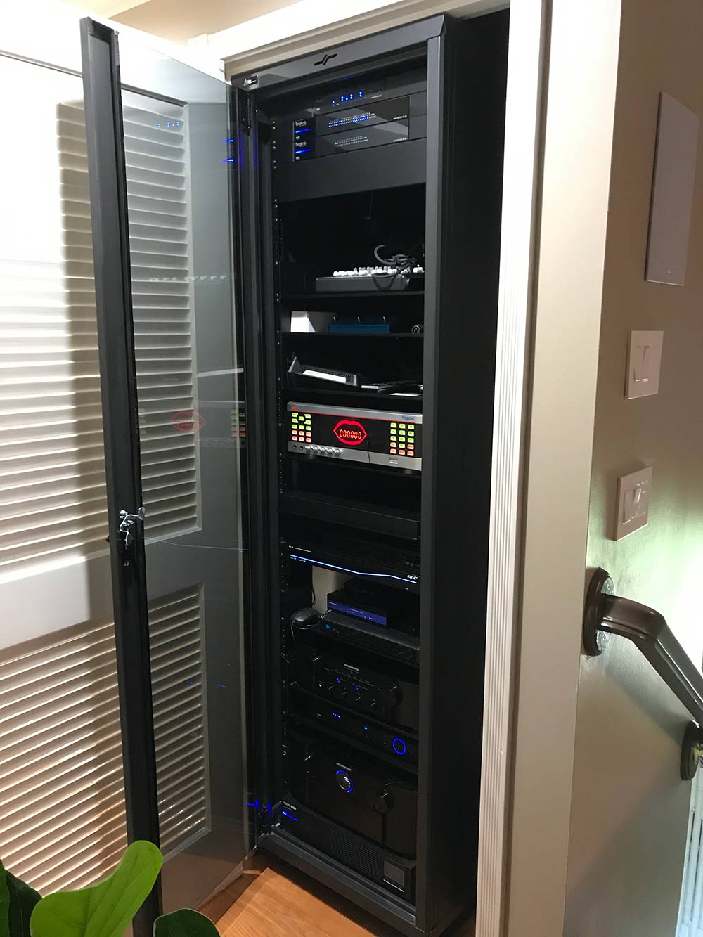 Double Feature - Nuts About Hi-Fi